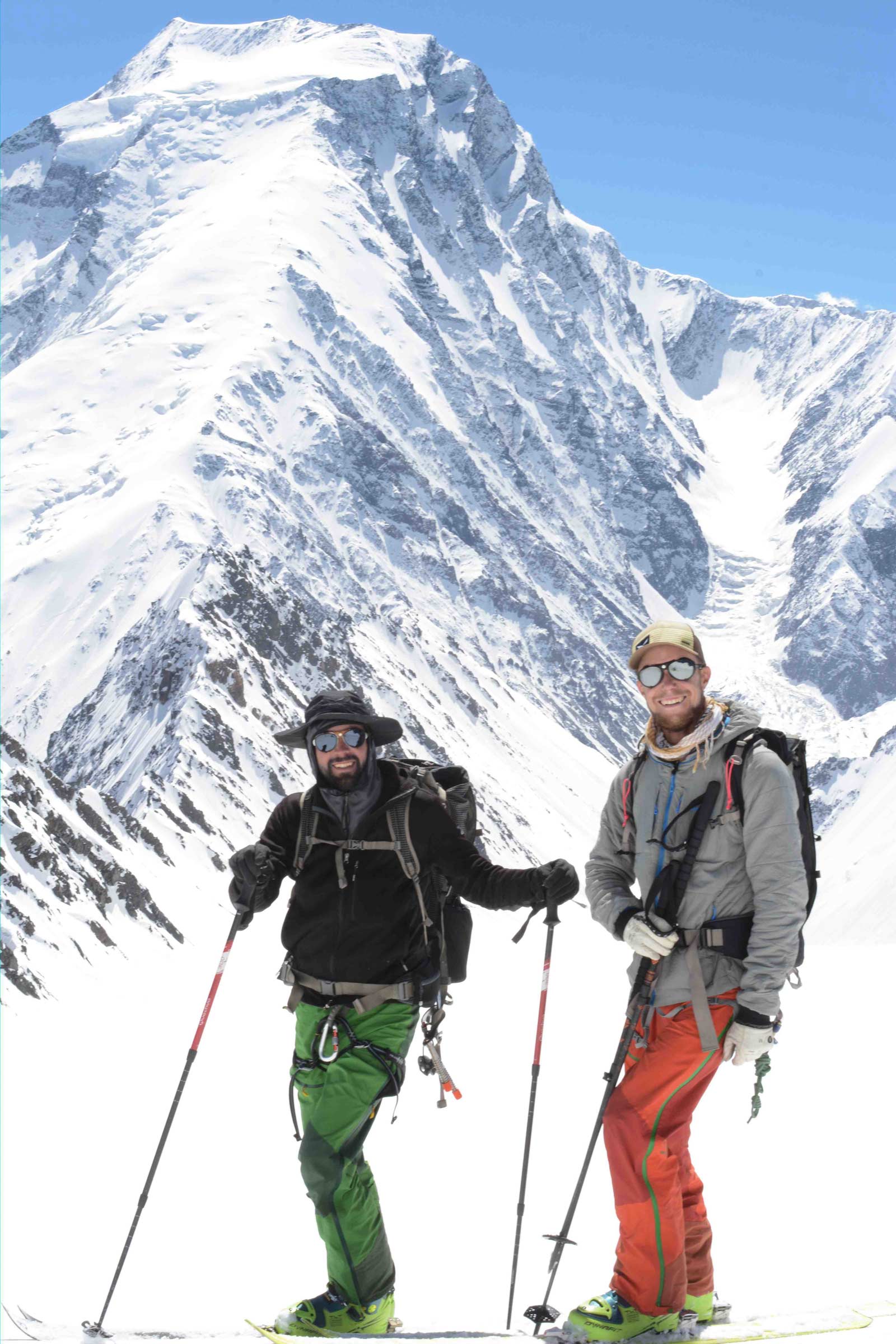 Noshaq : expédition à ski sur le plus haut sommet Afghan | the blackmail